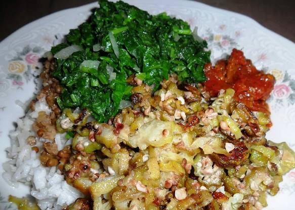 Rijst met oerdi, oker en amsoi - Surinam Cooking